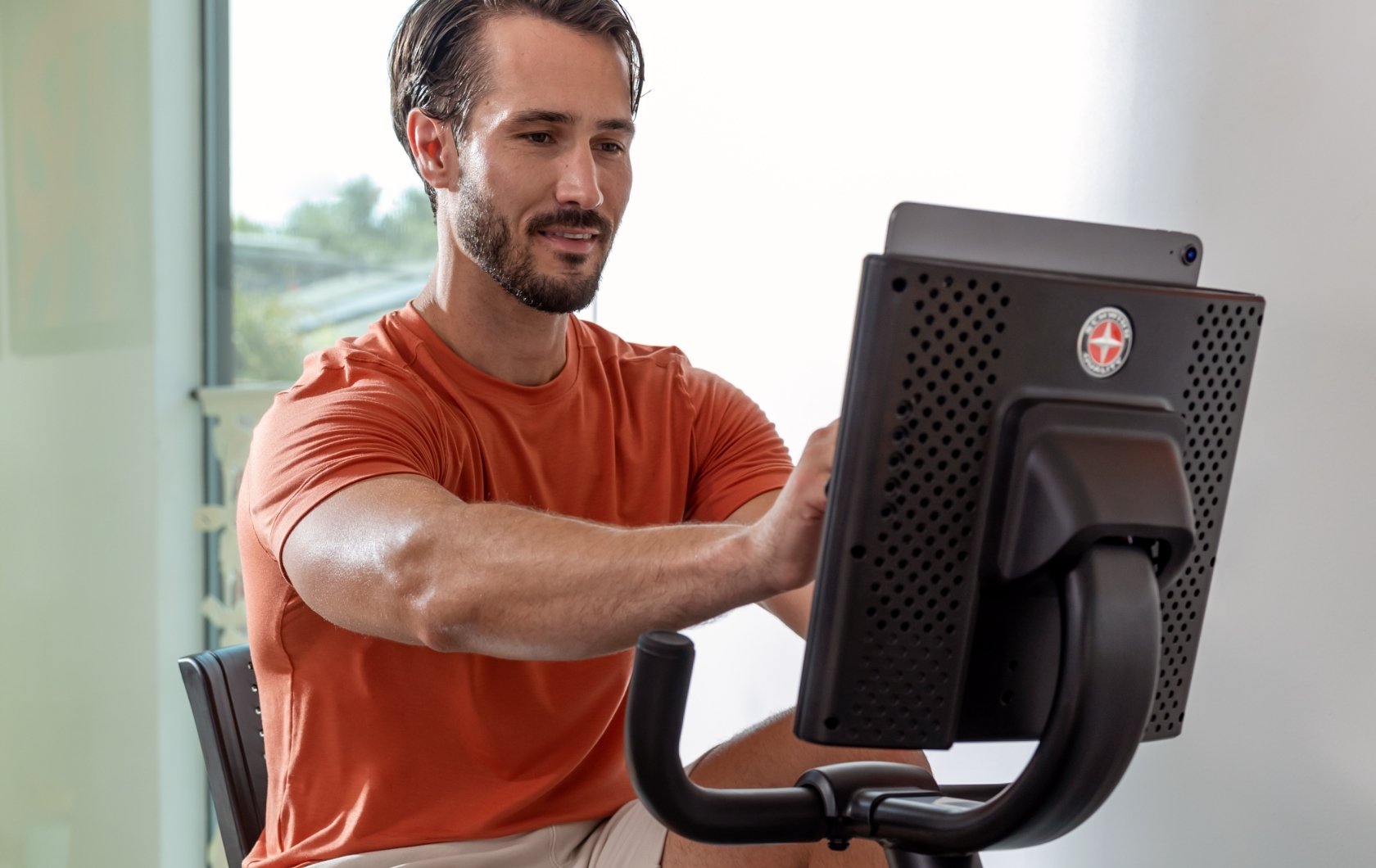 590R Recumbent Bike - A comfortable ride that connects with your JRNY ...